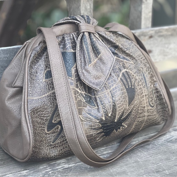 Bags | Vintage 8s Brown Leather Patchwork Shoulder Bag Made In Korea ...